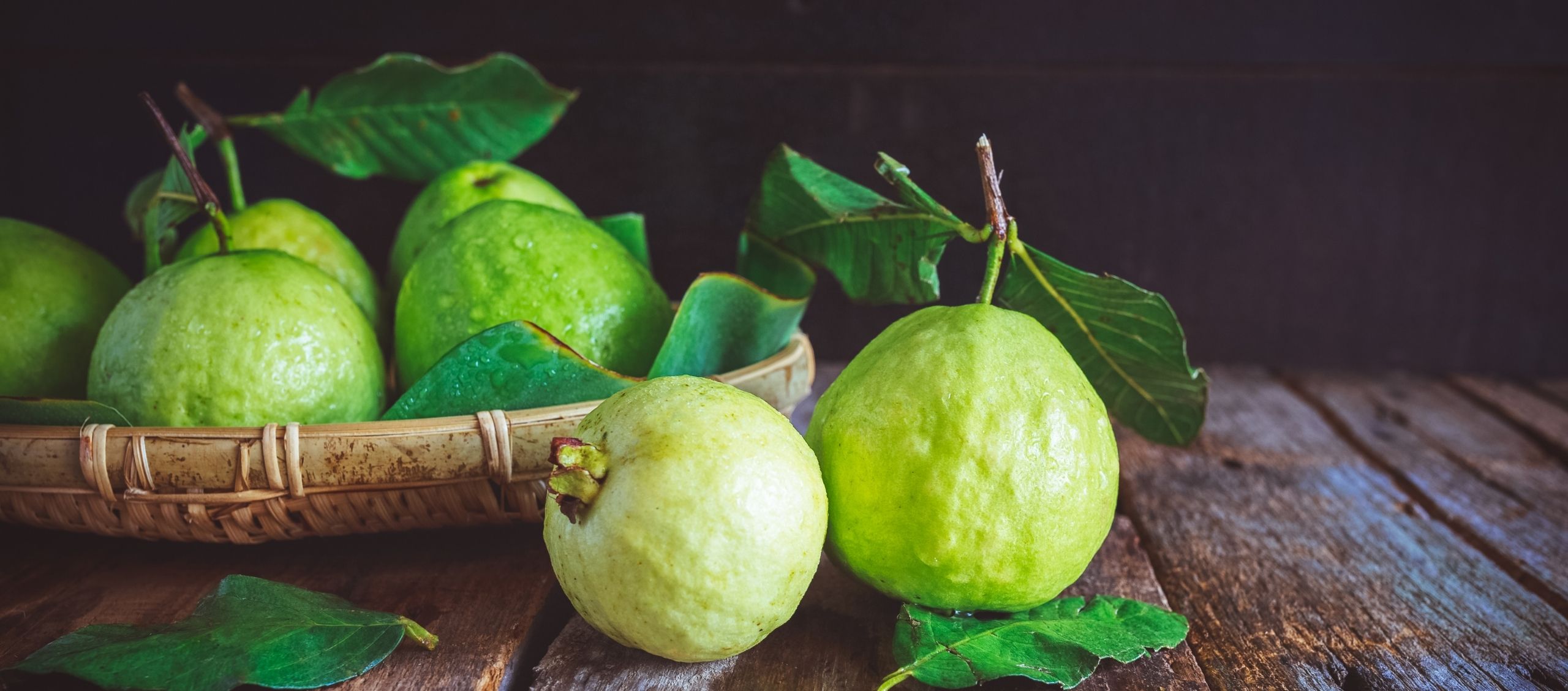 The amazing health benefits of guava leaves - Organic & Natural ...
